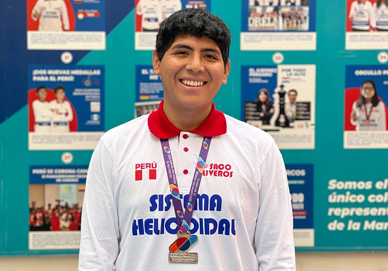 Estudiantes traen tres medallas para el Perú en 38.ª Olimpiada ...